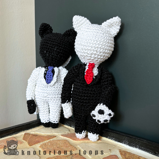 Ravelry: Slendercat Amigurumi pattern by knotorious loops