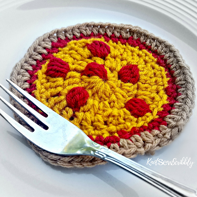 Ravelry: Pepperoni Pizza Party Coasters pattern by Knot Sew Scribbly