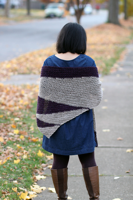 Ravelry: Tilt Shift Shawl pattern by knottygnome crafts
