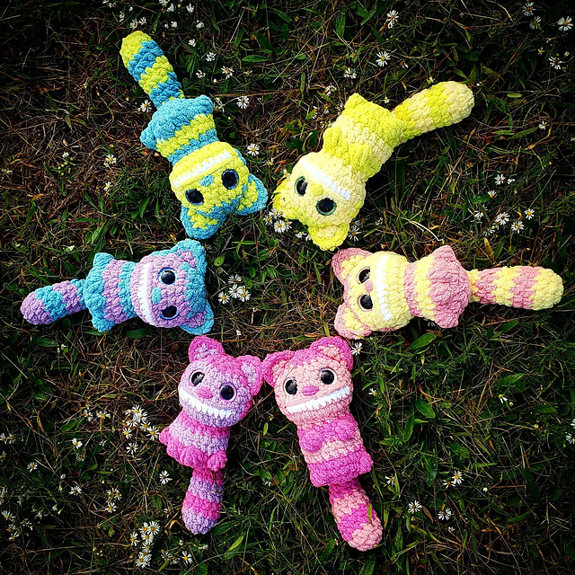 Ravelry: Cheshire Kittens pattern by Kristine Scribner