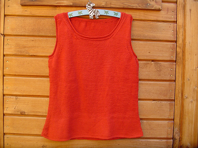 Ravelry: Simple Singlet pattern by Debbie Bliss