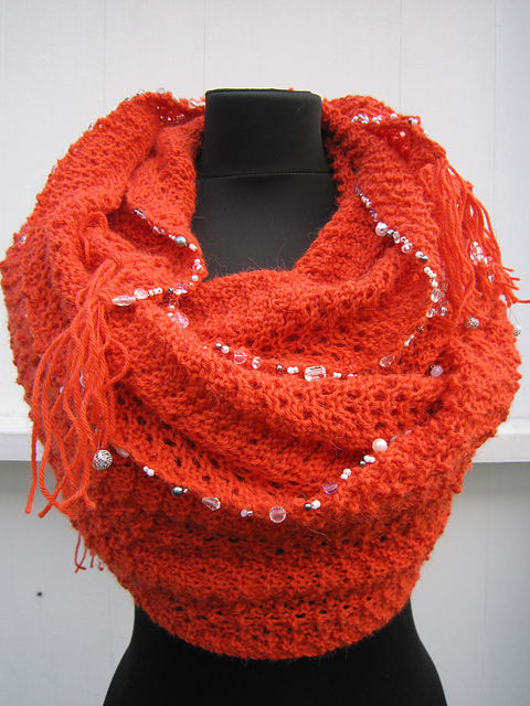 Ravelry: Shawl with beads pattern by Julie Berg