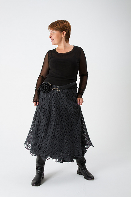 Ravelry: Raven Tail pattern by Lena Rodina