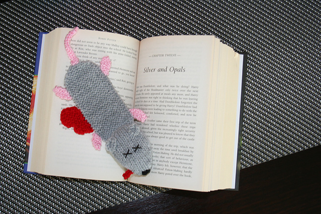 Ravelry: Squashed Rat Knitted Bookmark pattern by Amalia Samios