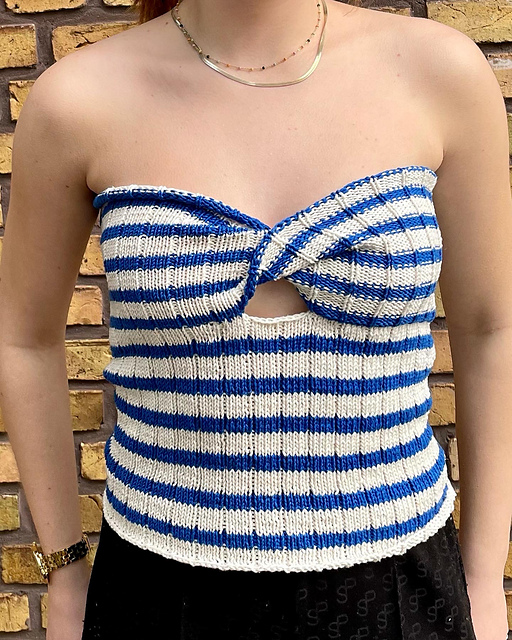 Ravelry: Top Ventura pattern by Anne Kornvig