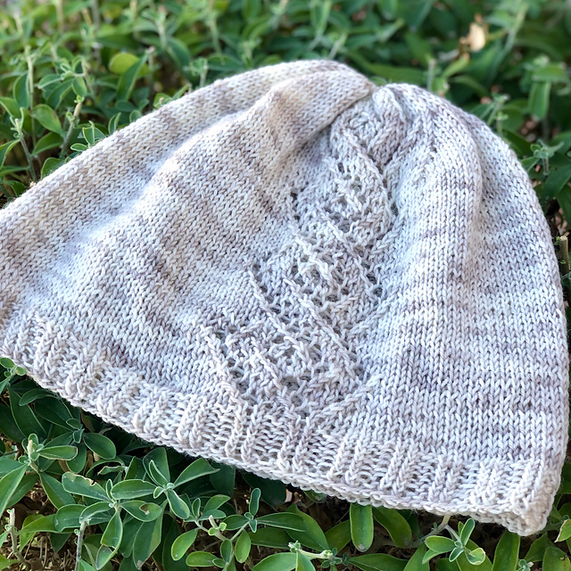 Ravelry: Alice Hat pattern by Kountingsheep