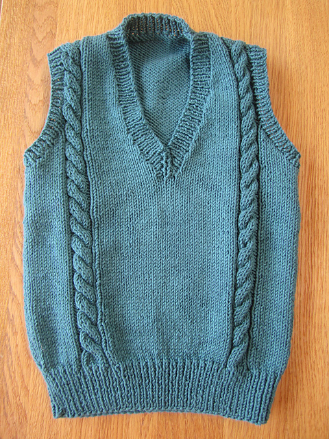 Ravelry: Favourites in class pattern by Patons UK