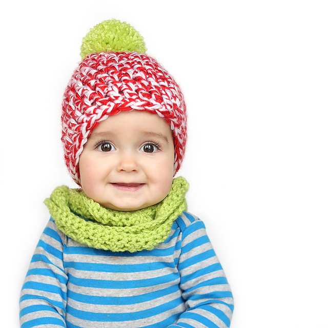 Ravelry: Baby Infinity Scarf pattern by Khara Plicanic