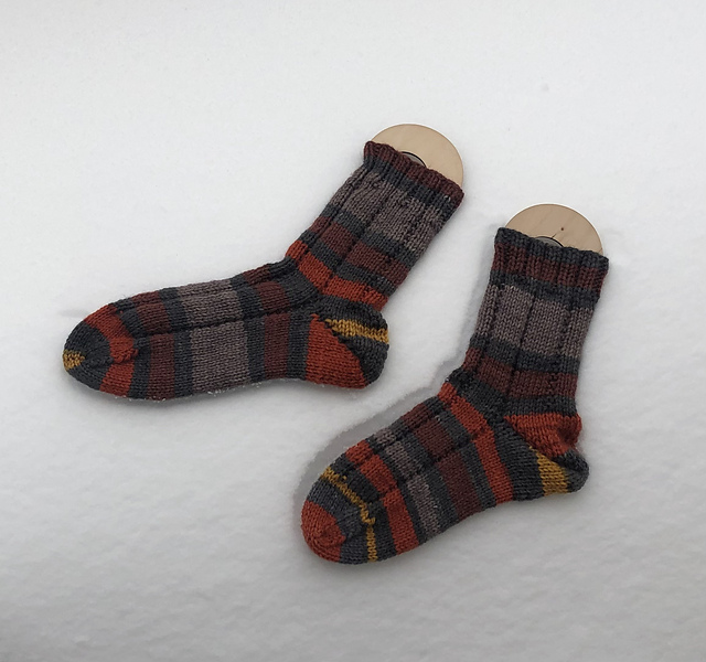 Ravelry: krickelina's Klassiska raggsockor i Raggi