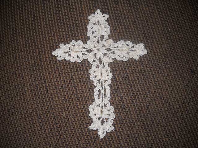 Ravelry: Cross motif pattern by Chinami Horiba