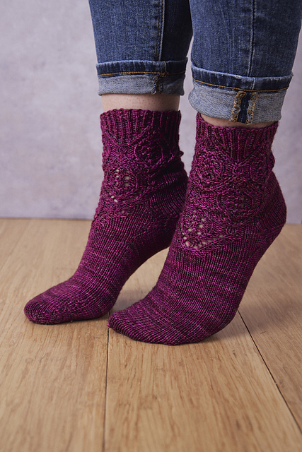 Ravelry: Nova pattern by Christelle Nihoul
