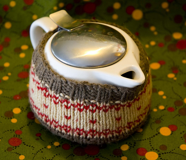 Ravelry: Knit Tea Cozy pattern by Kristin Roach