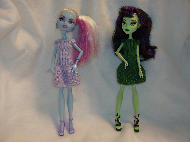 Ravelry: Monster High Textured Dress pattern by Kristina Handley
