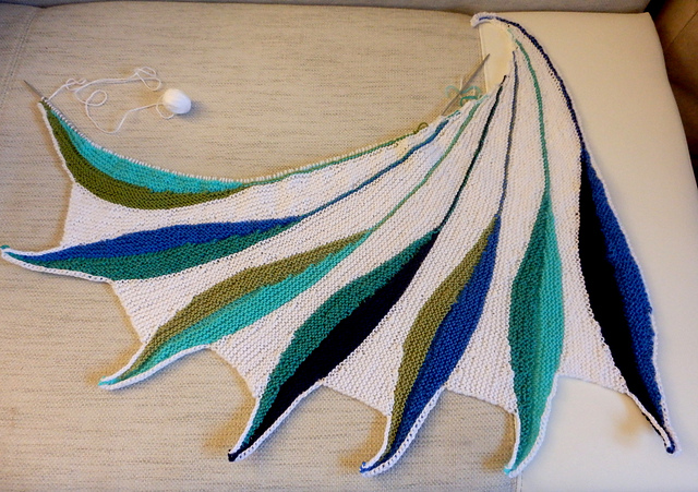 Ravelry: RagDollJelena's Dreambird Shawl