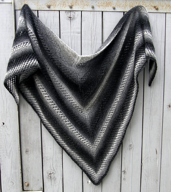 Ravelry: Tallinn Shawl pattern by Anna Kuduja