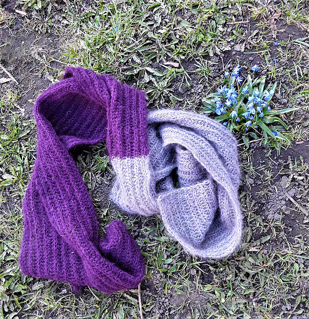 Ravelry: kuduja's Two colour scarf