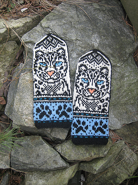 Ravelry: Snow Leopard pattern by Natalia Moreva