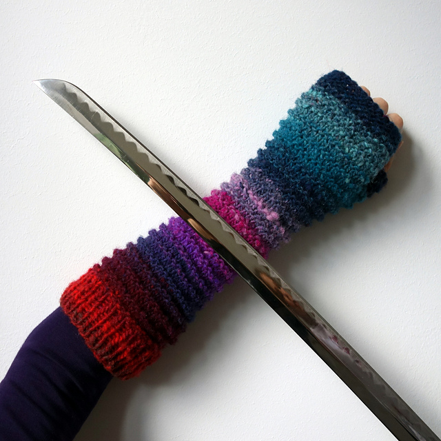 Ravelry: Vambrace pattern by Sannah König