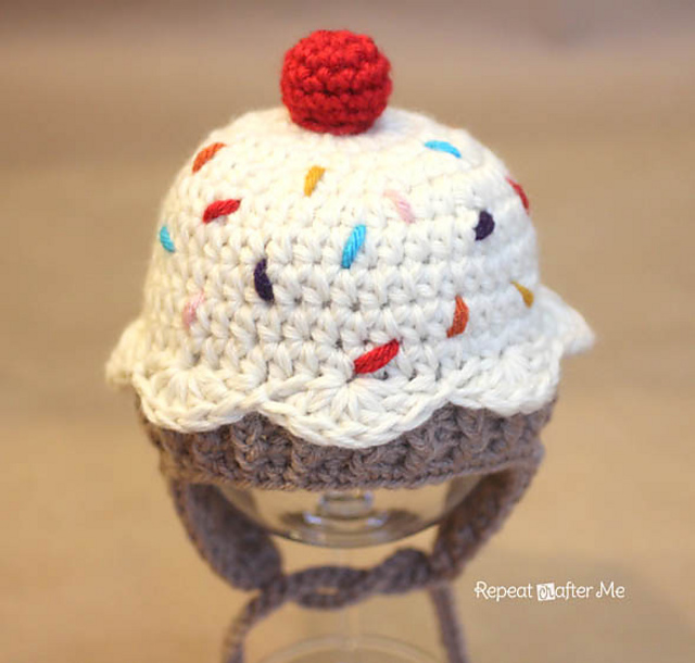 Ravelry: Cupcake Hat pattern by Sarah Zimmerman