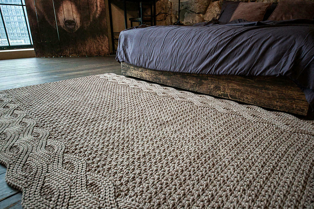 Ravelry: Wide rug with double braid pattern by Tatiana Ryazanova