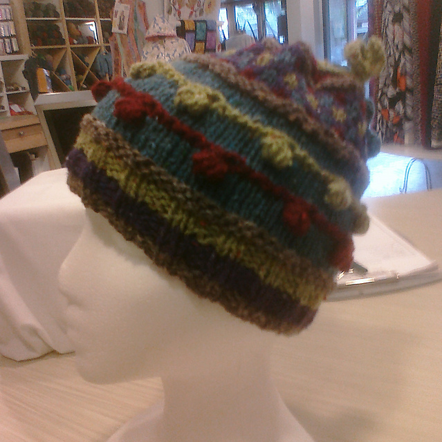 Ravelry: Happy Midwinter's Eve pattern by LA Bourgeois