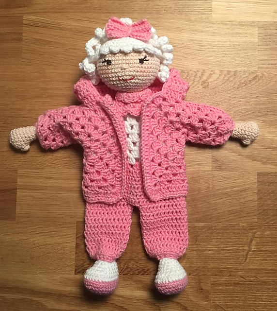 Ravelry: Nusse dukke Jonna pattern by Tina Christensen