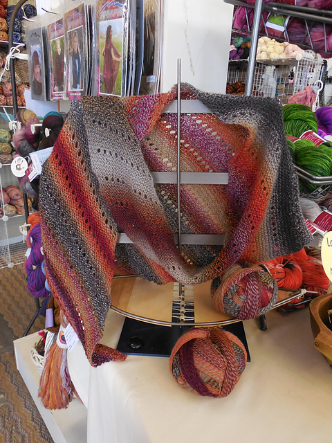 Ravelry Rip Tide Swirl Pattern By Holly Bullock