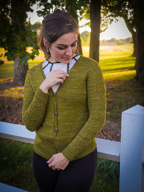 Ravelry: gilet Pernille Fingering pattern by Pauline Sanzay Lainamouree