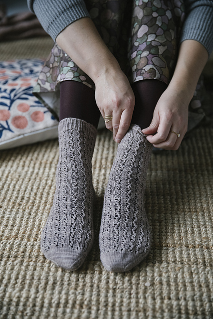 Ravelry: Oona pattern by Oomieknits
