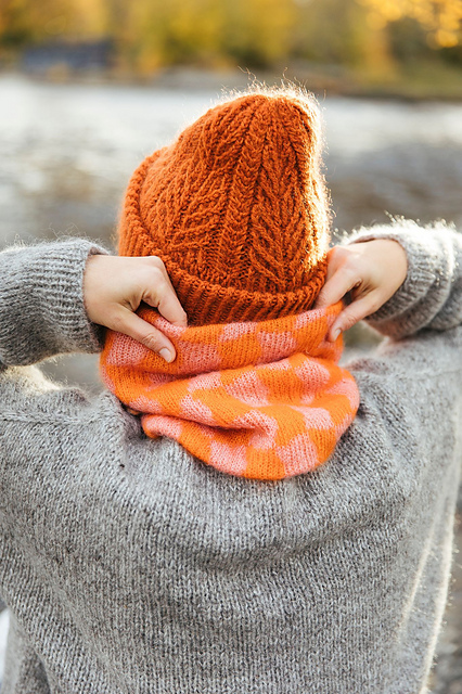 Ravelry: Uhra pattern by Sarianna Lehtonen