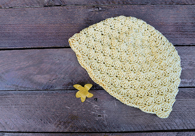Ravelry: Shell Stitch Hat pattern by Lanasyovillos official