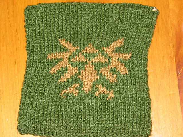 Ravelry: Legend of Zelda Triforce pattern by Traci & Tommy Webb