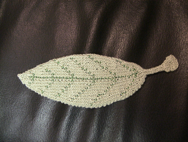 Ravelry: Beaded Leaf Bookmark pattern by Stacie Reid