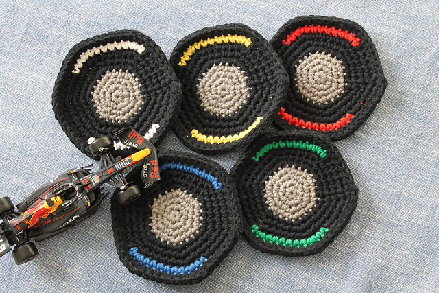 Ravelry: Formula One Tire Coasters pattern by Andrea Nyholm