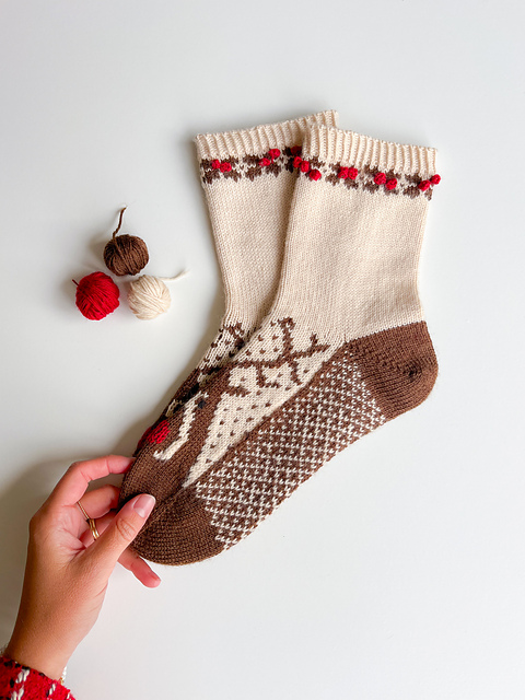 Ravelry: Happy Reindeer Socks pattern by Larissa Aylene