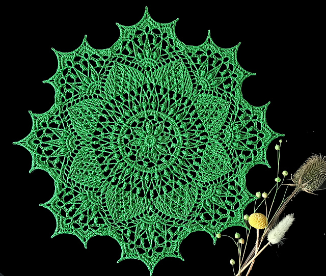 Ravelry: Charlotte pattern by Nelly Klos