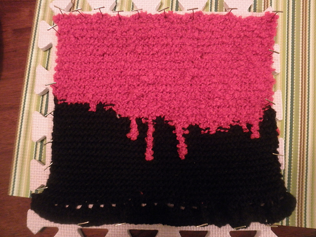 Ravelry: Blood Drip Square pattern by Laura Welch