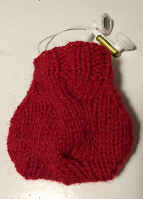 Ravelry: Cabled Earphone Cosy pattern by Laura Whittington (Knitting ...