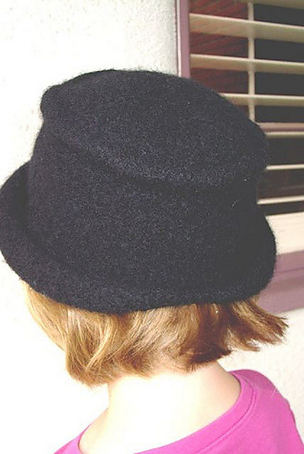 Ravelry: Child's Felt Hat pattern by Bev Galeskas