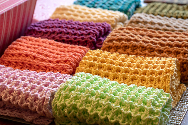Ravelry: Bulky Waffle Cloth pattern by LD Knitwear