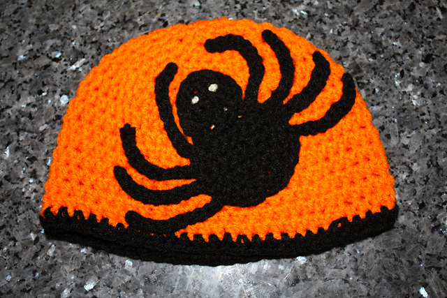 Ravelry: Spider Halloween Hat pattern by Lea Barrick
