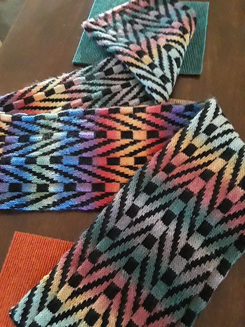 Ravelry: Fiber Optic Scarf pattern by Lee Gant