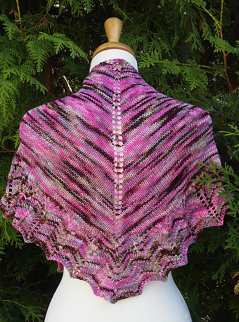Ravelry: Inglis Falls 24-09 pattern by Nancy Lekx