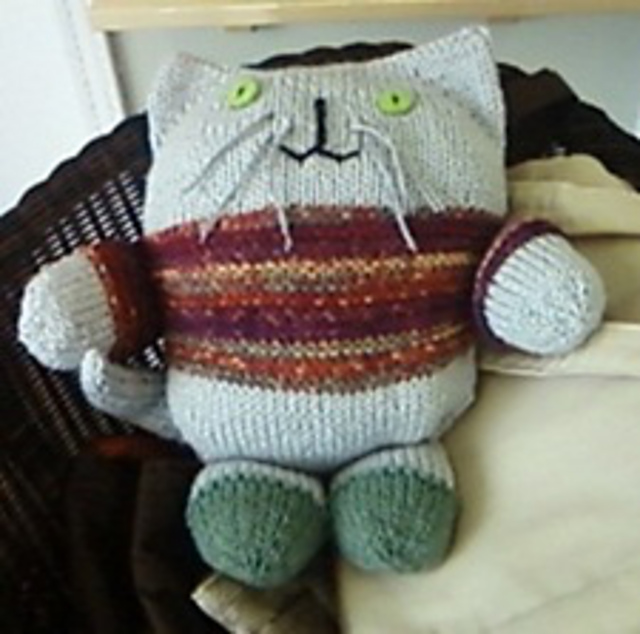 Ravelry: Squishy Cat pattern by Leigh Wiethoff