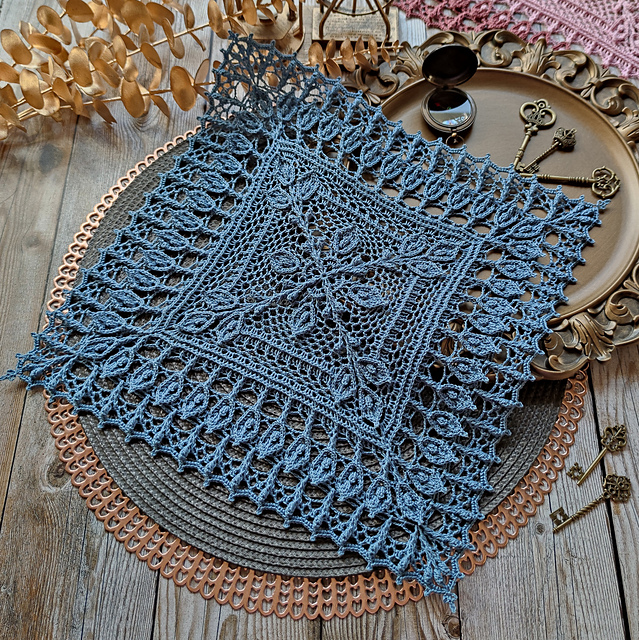 Ravelry: Michelle pattern by Elena Bojkova