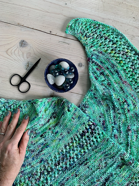 Ravelry: Hugs by the Bay pattern by Lena Mathisson