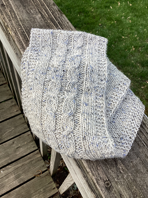 Ravelry: Latu Scarf pattern by Rachel Colabello
