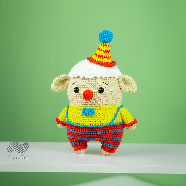 Ravelry: Sheep the Clown pattern by Thao Nguyen Lennutas