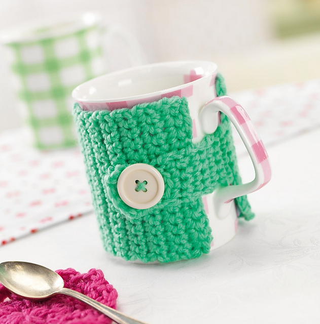 Ravelry: Mug Hug pattern by Carol Bateup
