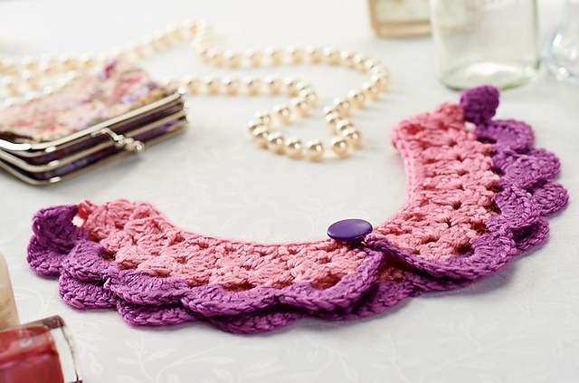 Ravelry: Lace collar pattern by Susie Johns